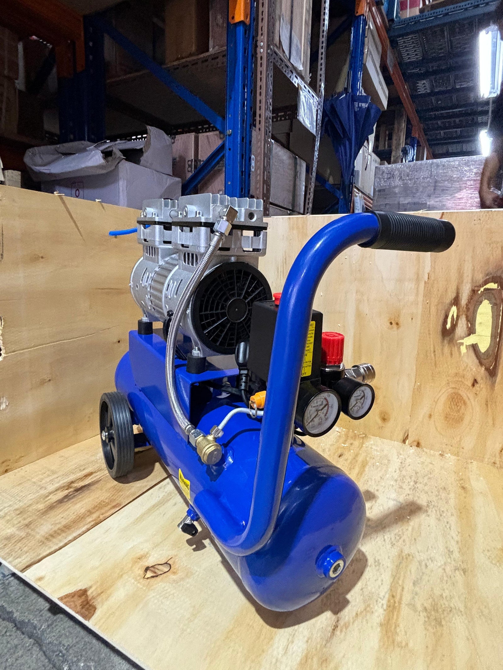 Aiko 1.5HP 12L Oil Free & Silent Air Compressor | Model : GDG12