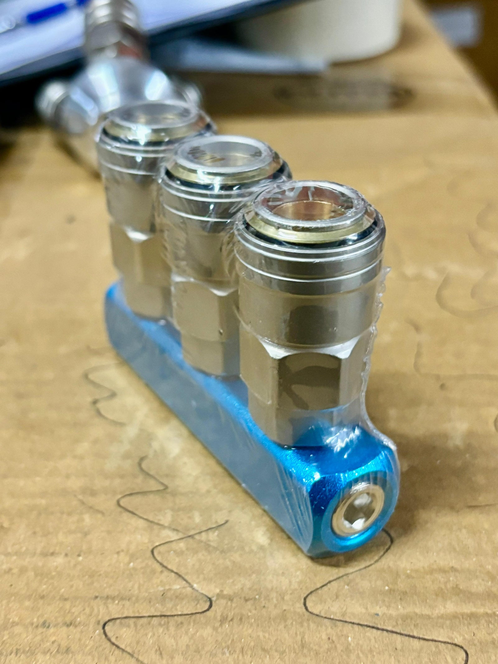 Aiko 3 Way Flat Quick Coupling - Quick Release | Model : QC-F3-QR