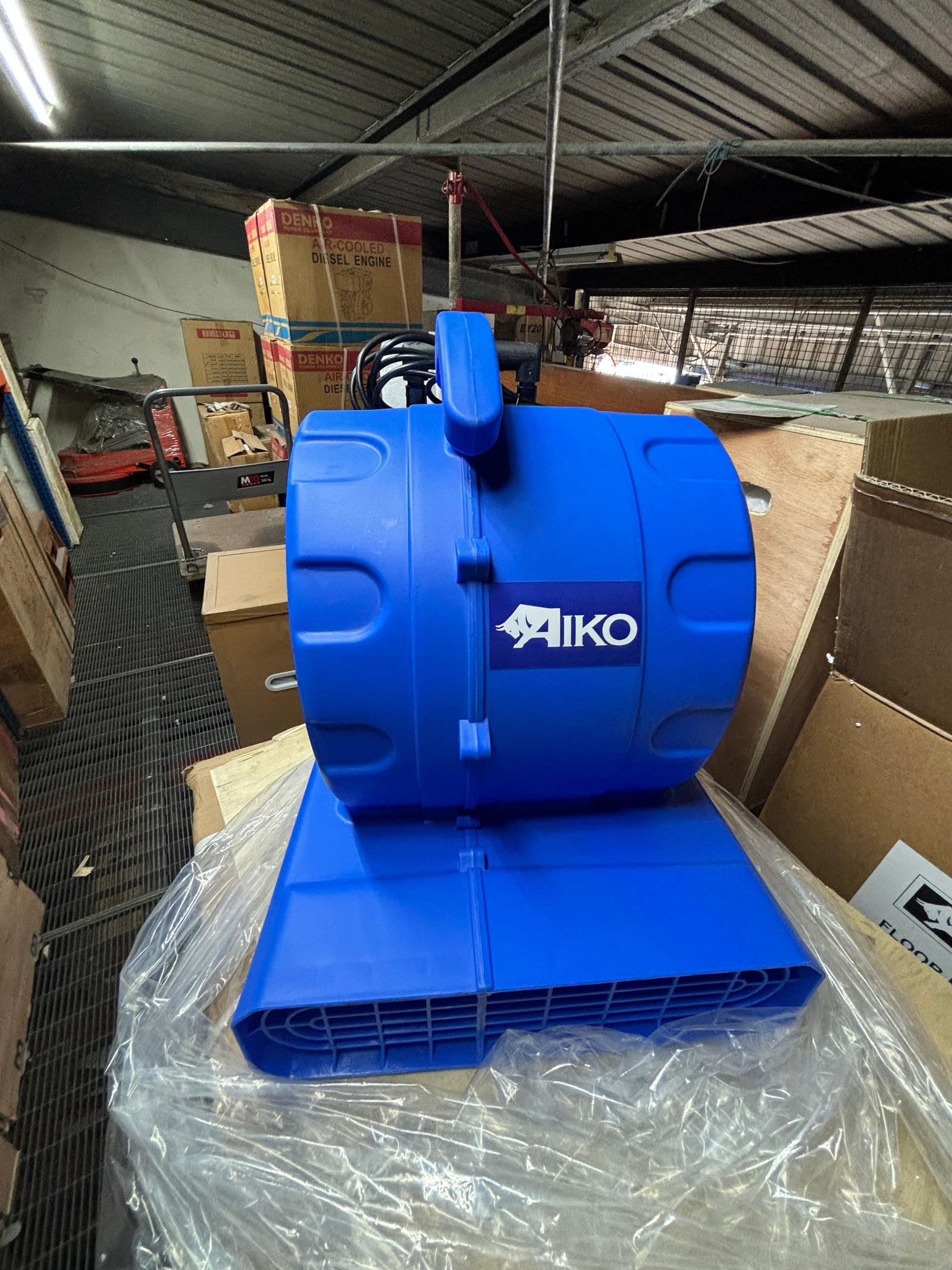 Aiko Air Blower Toilet Floor Dryer 240V 3 Speed 950/1100W | Model: BLR