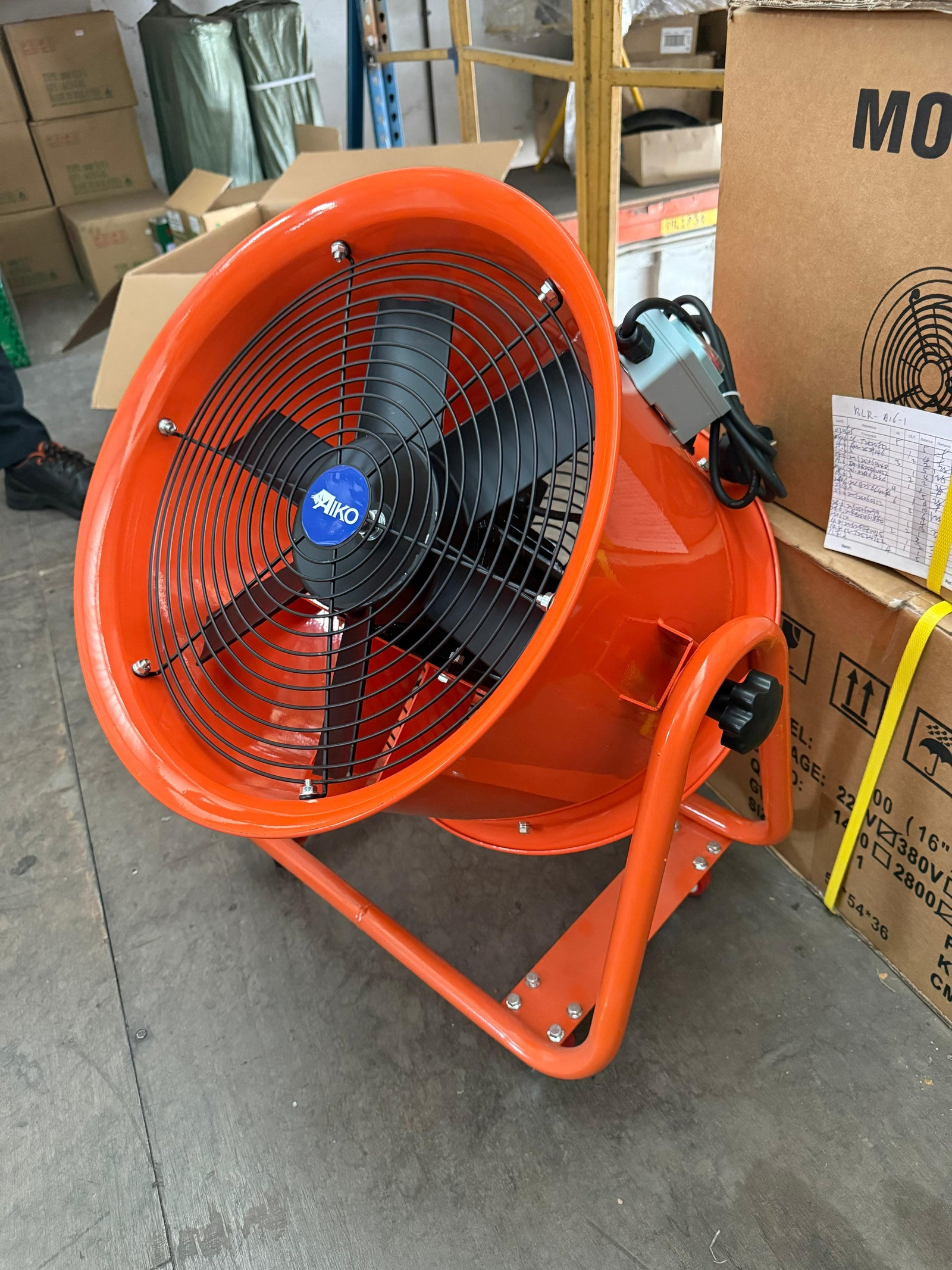 Aiko Ventilator Blower 16“/24“ W/Wheel 240V 4P/2P | Model: BLR-A
