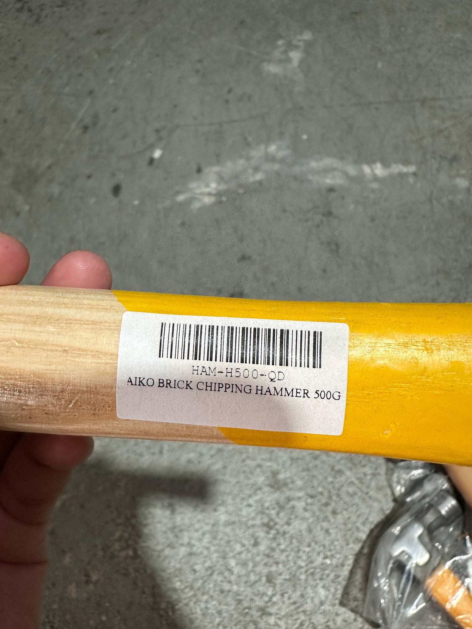 Aiko Brick Chipping Hammer 500G | Model: HAM-H500-QD