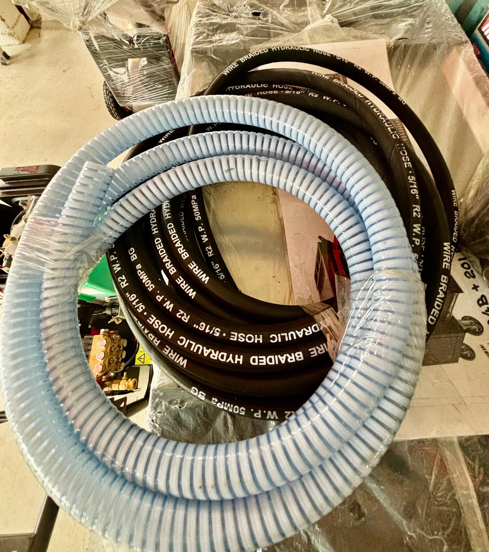 Aiko Diesel Engine 250Bar 10HP High Pressure Washer Pump C/W 10m Press