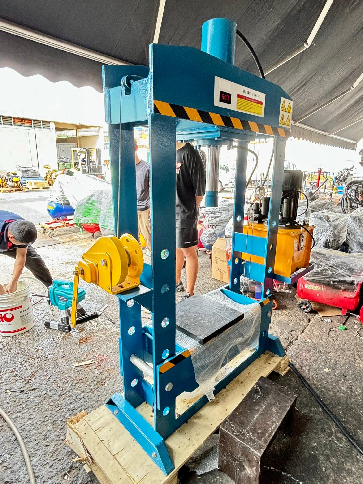 Aiko DYYL-50H 380V 50 Tons Electric Hydraulic Shop Press With Hand Win