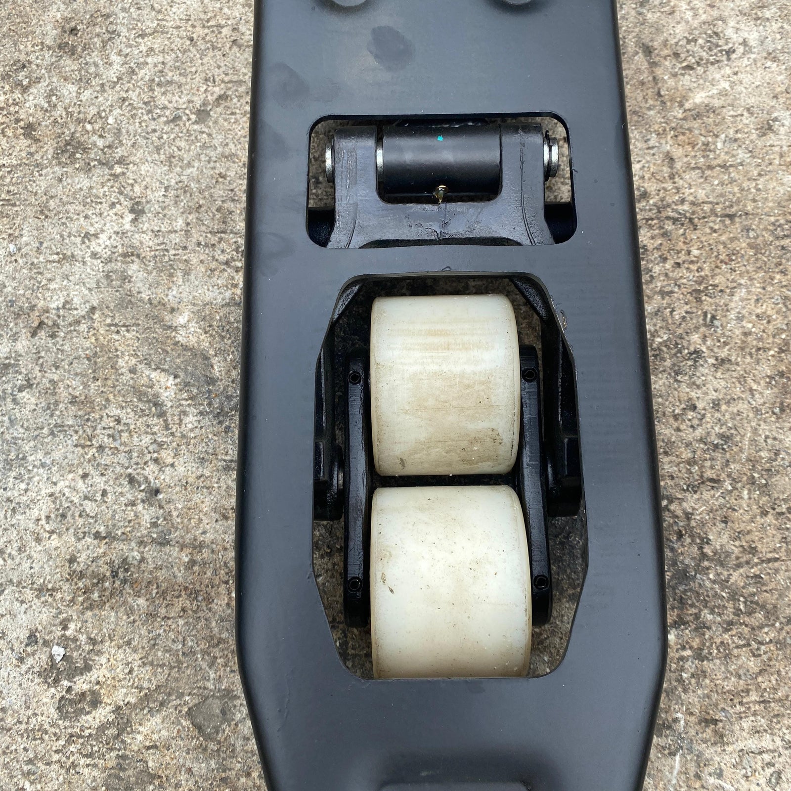 Aiko Electric Construction Pallet Truck 3T 685*1150mm | Model: PT-HB-T