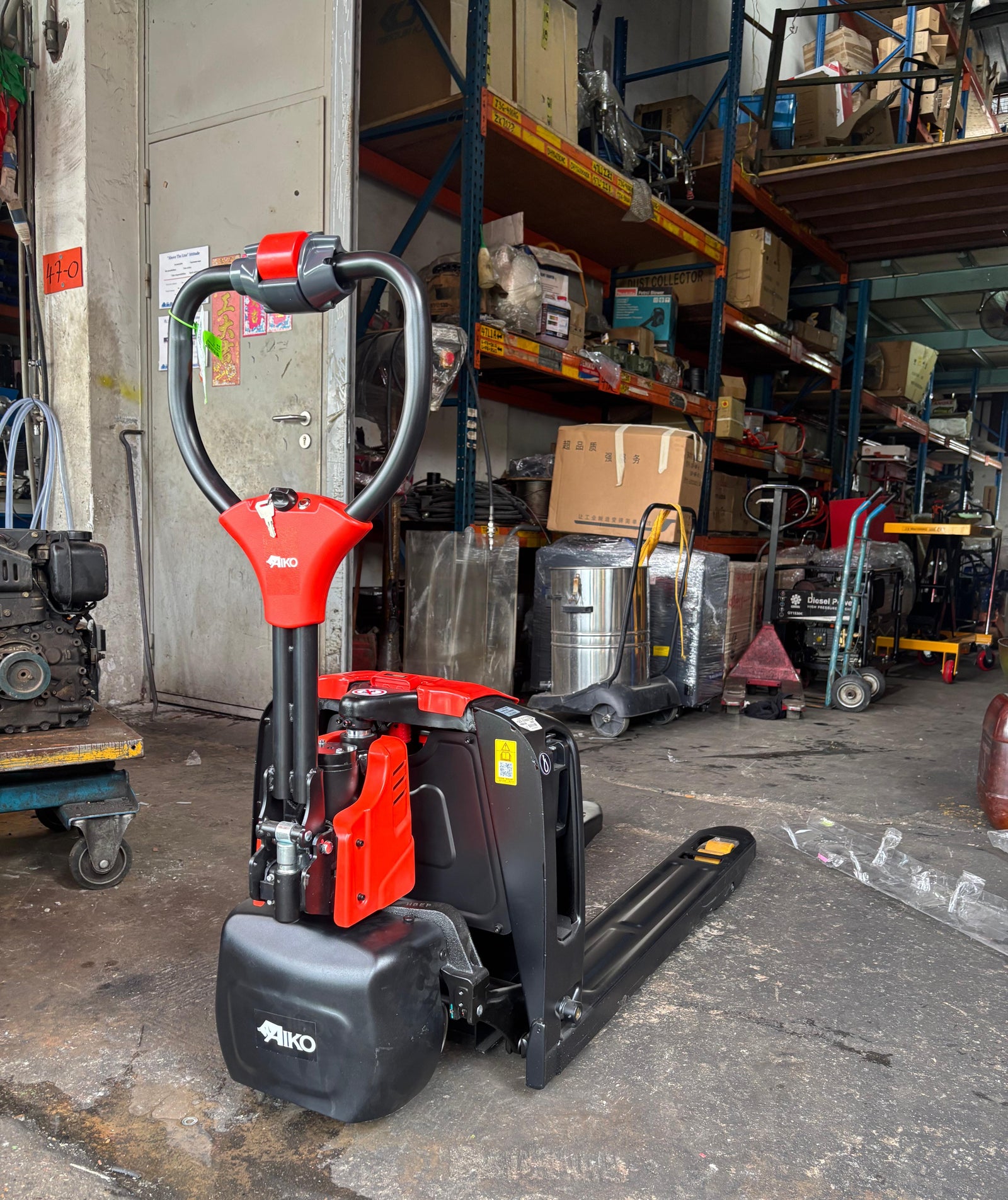 Aiko Electrical Pallet Truck 1.5 Ton with 1 Battery (560mm X 1150mm) F