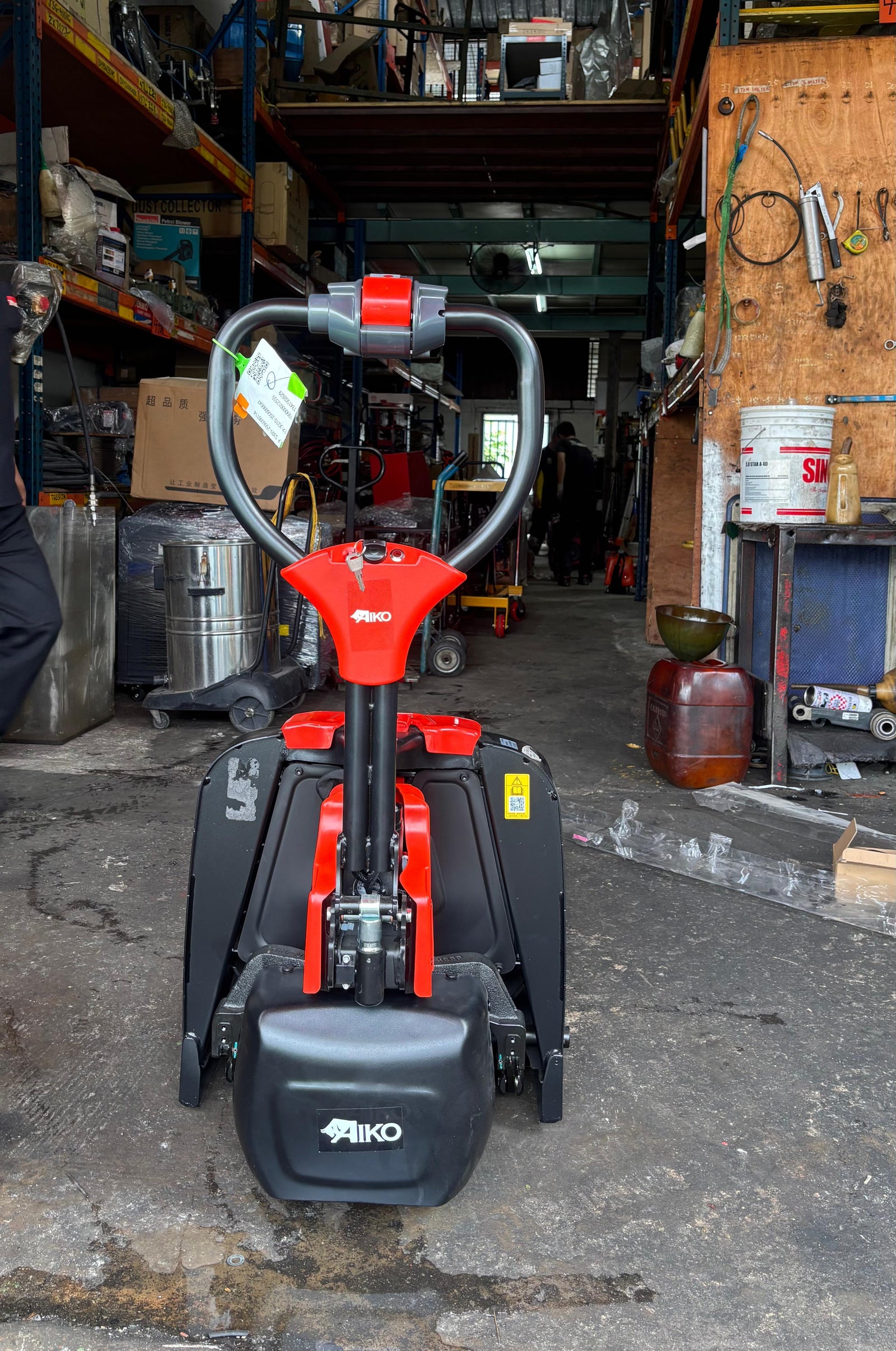 Aiko Electrical Pallet Truck 1.5 Ton with 1 Battery (560mm X 1150mm) F