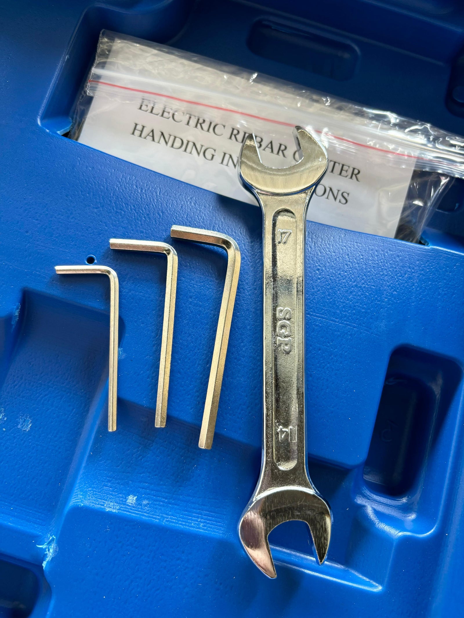 Aiko Portable Rebar Cutter Up to 16mm (Aluminum) #RA-16 | Model : RBB-