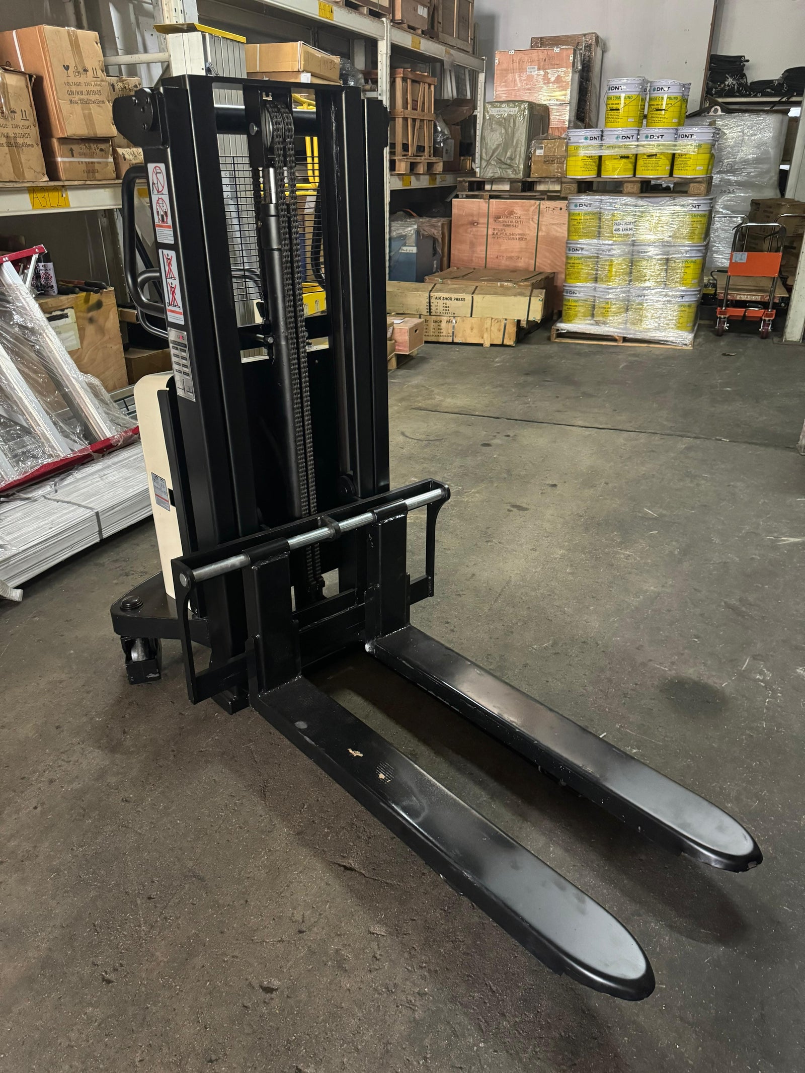 Aiko Semi-Electric Stacker 2 Ton 2M for Open Pallet | Model : PT-WSEM-