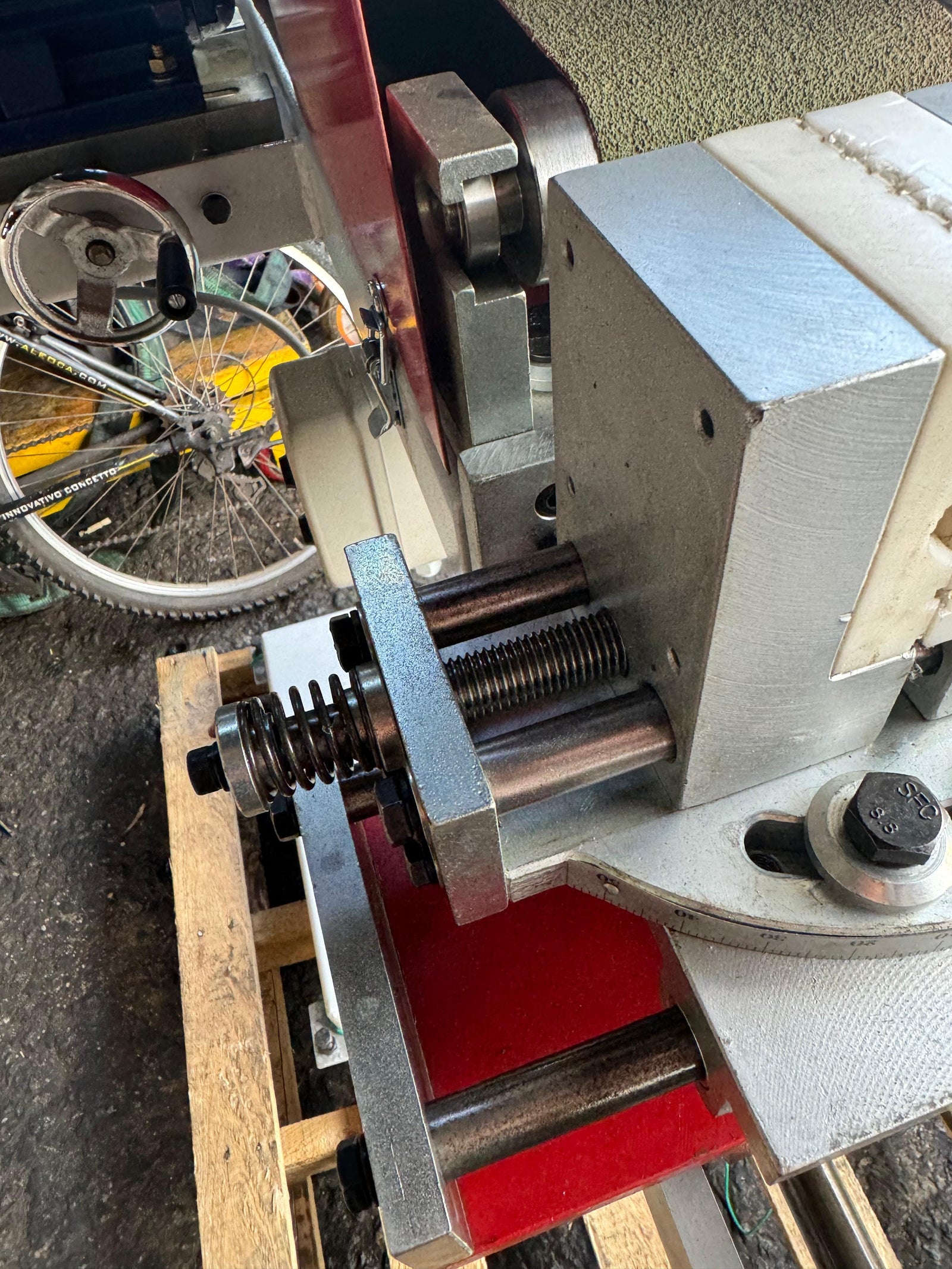 Aiko Stainless Steel Pipe Grinder 2HP 230V | Model : PG-1200