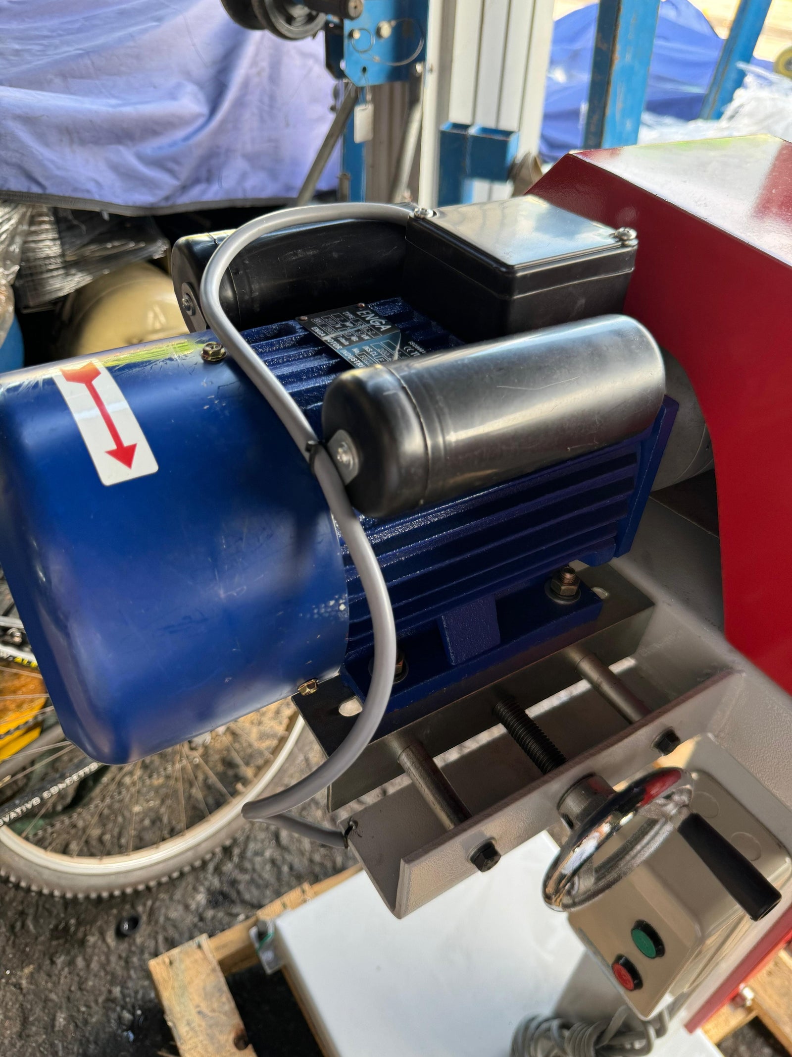 Aiko Stainless Steel Pipe Grinder 2HP 230V | Model : PG-1200