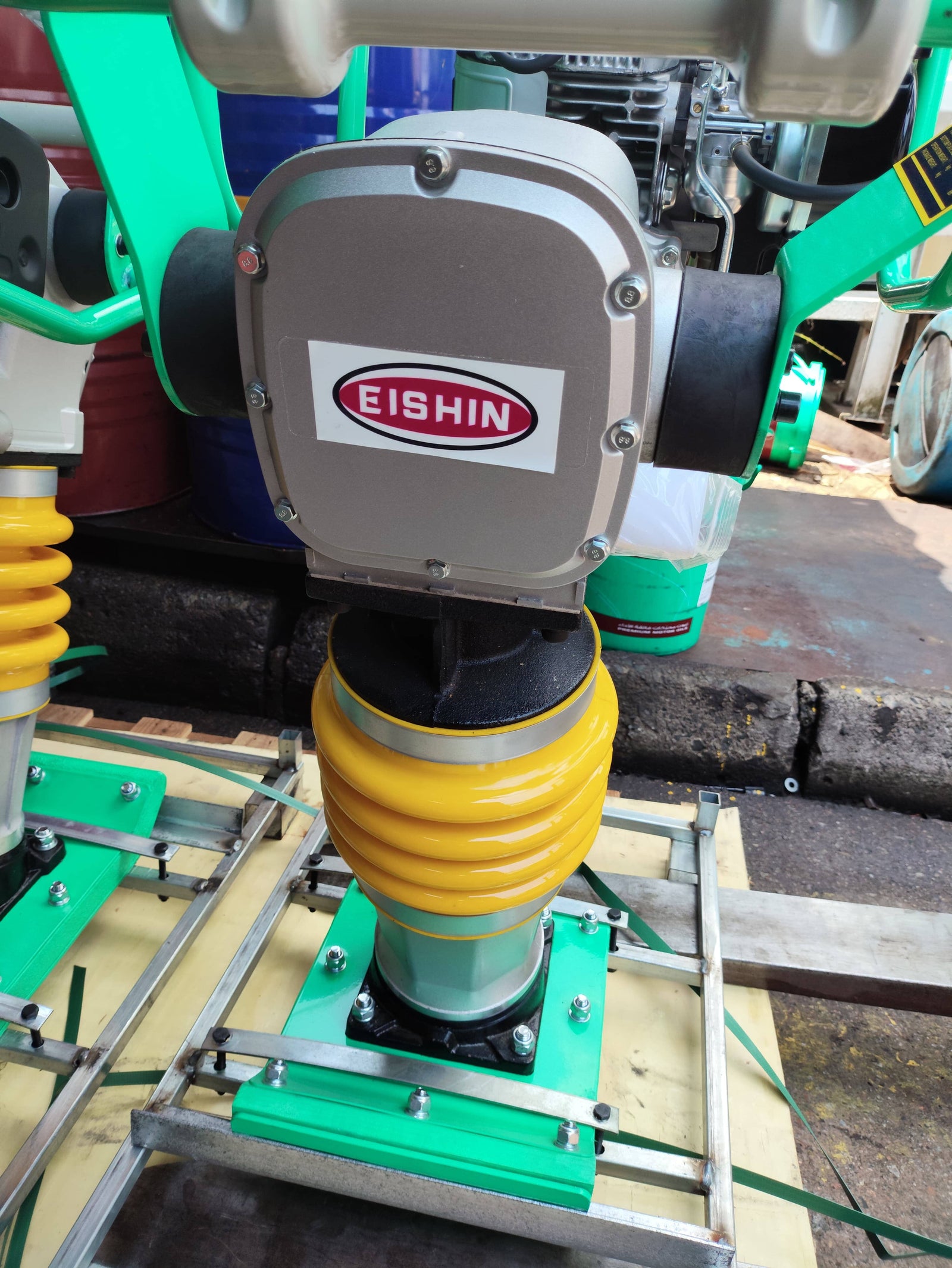 Aiko Tamping Rammer with Robin Engine EY20 | Model : TRM-HCD80-EY20