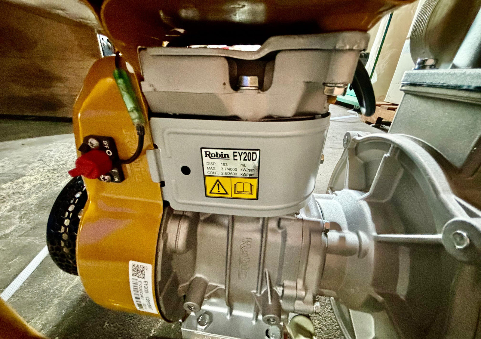 Aiko Petrol Water Pump 3"X3" C/W EY20 Robin S Engine | Model : WP-PTG3