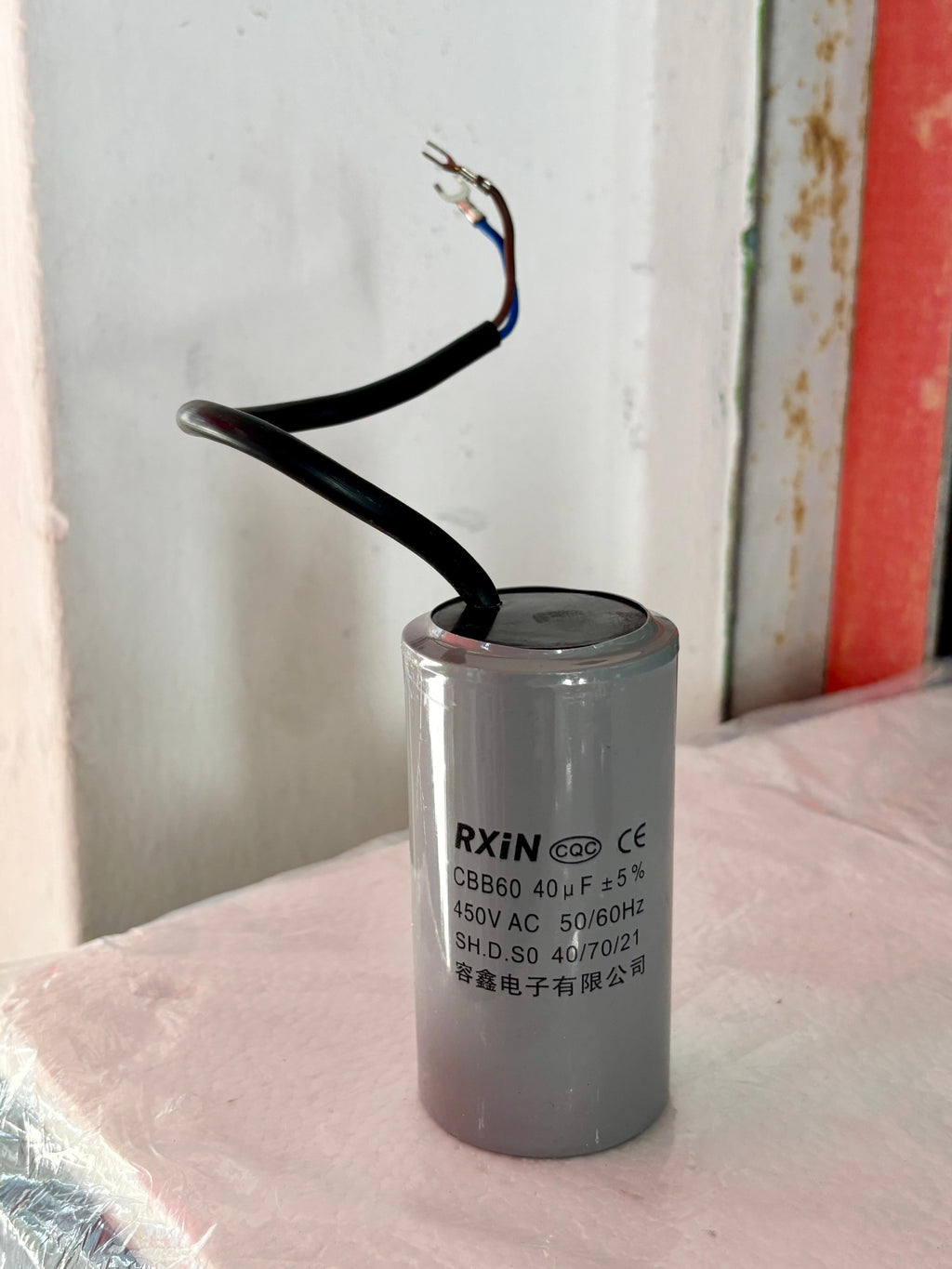 Capacitor 40UF Wire Type 450V AC 50x96mm with Two Wire Grey | Model