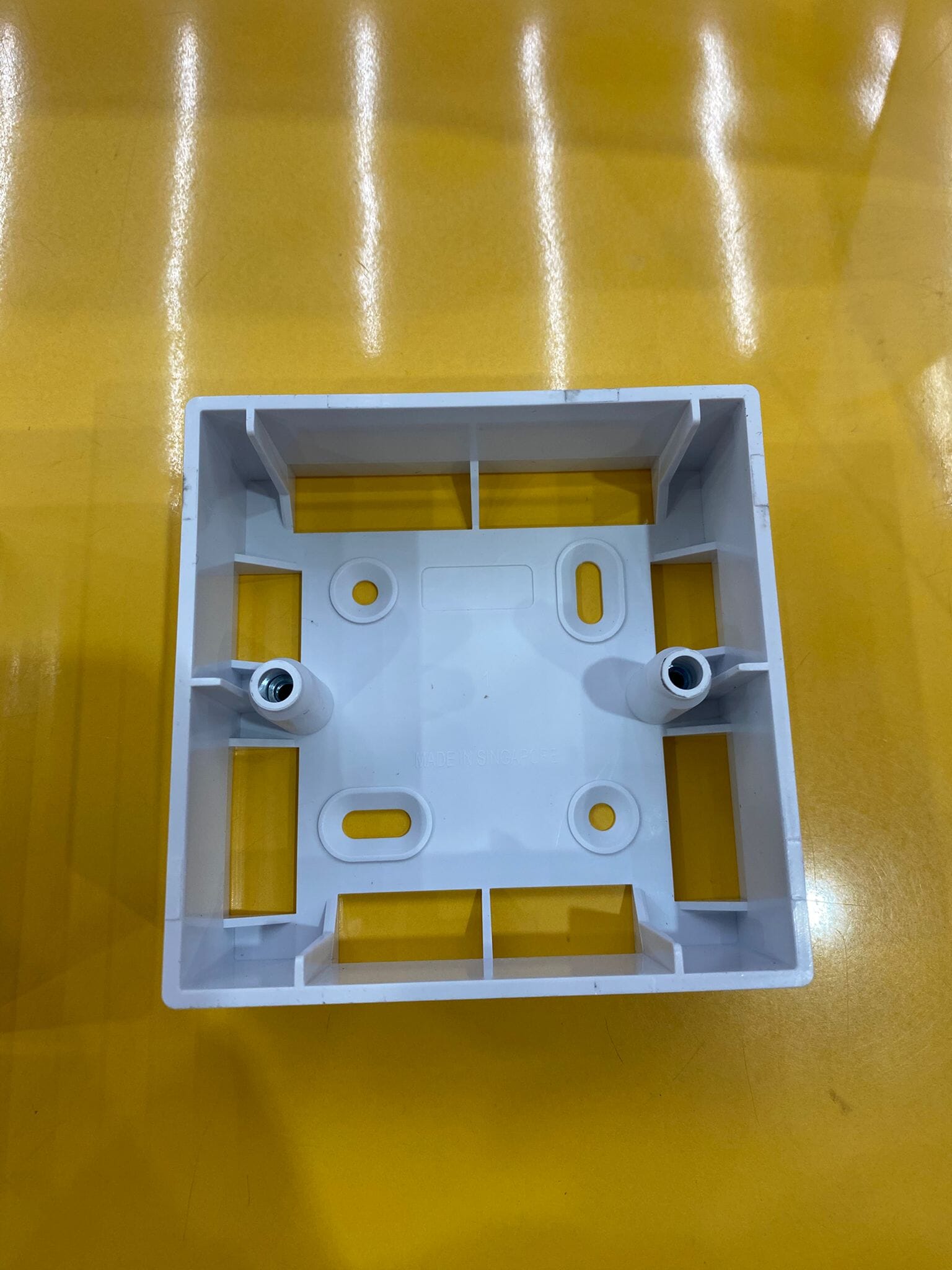 CHW 1 Gang Box- Big (Socket Port) | Model : SKT-CHW01