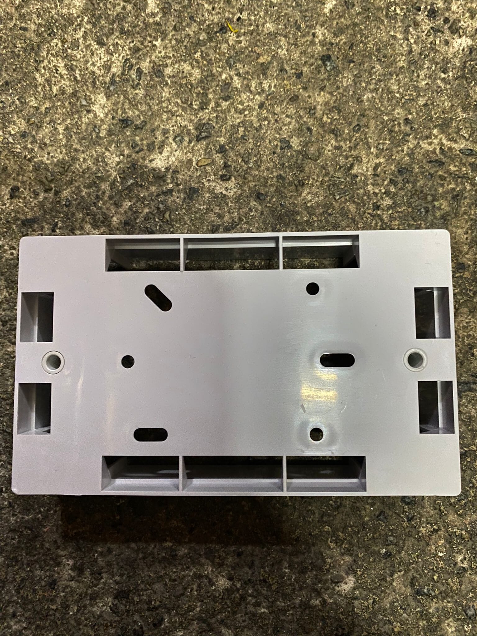 CHW 2 Gang Box - Big (Socket Port) | Model : SKT-CHW03