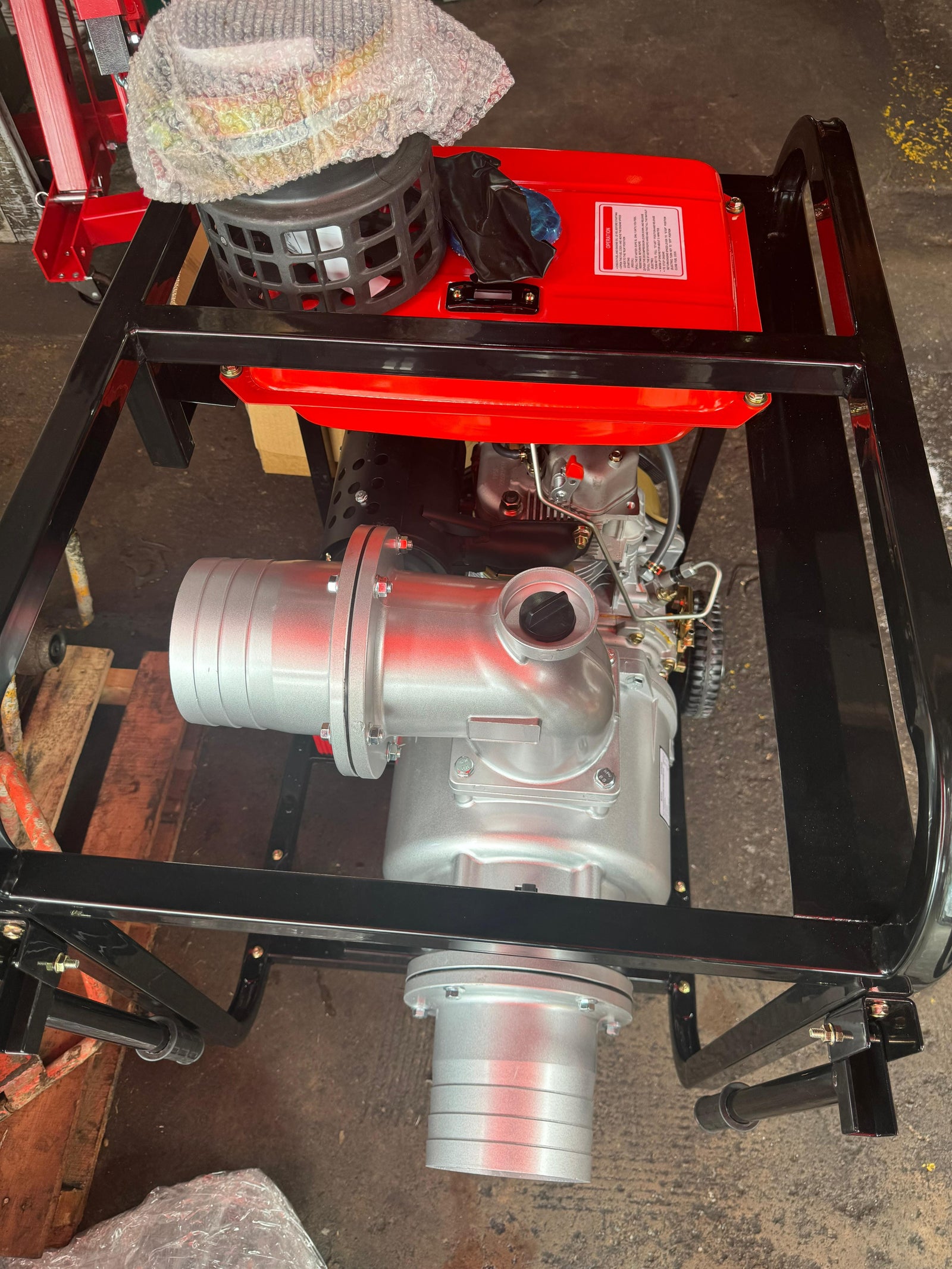 Denko Diesel Water Pump 6" C/W NS40 Battery | Model: KDP60XE