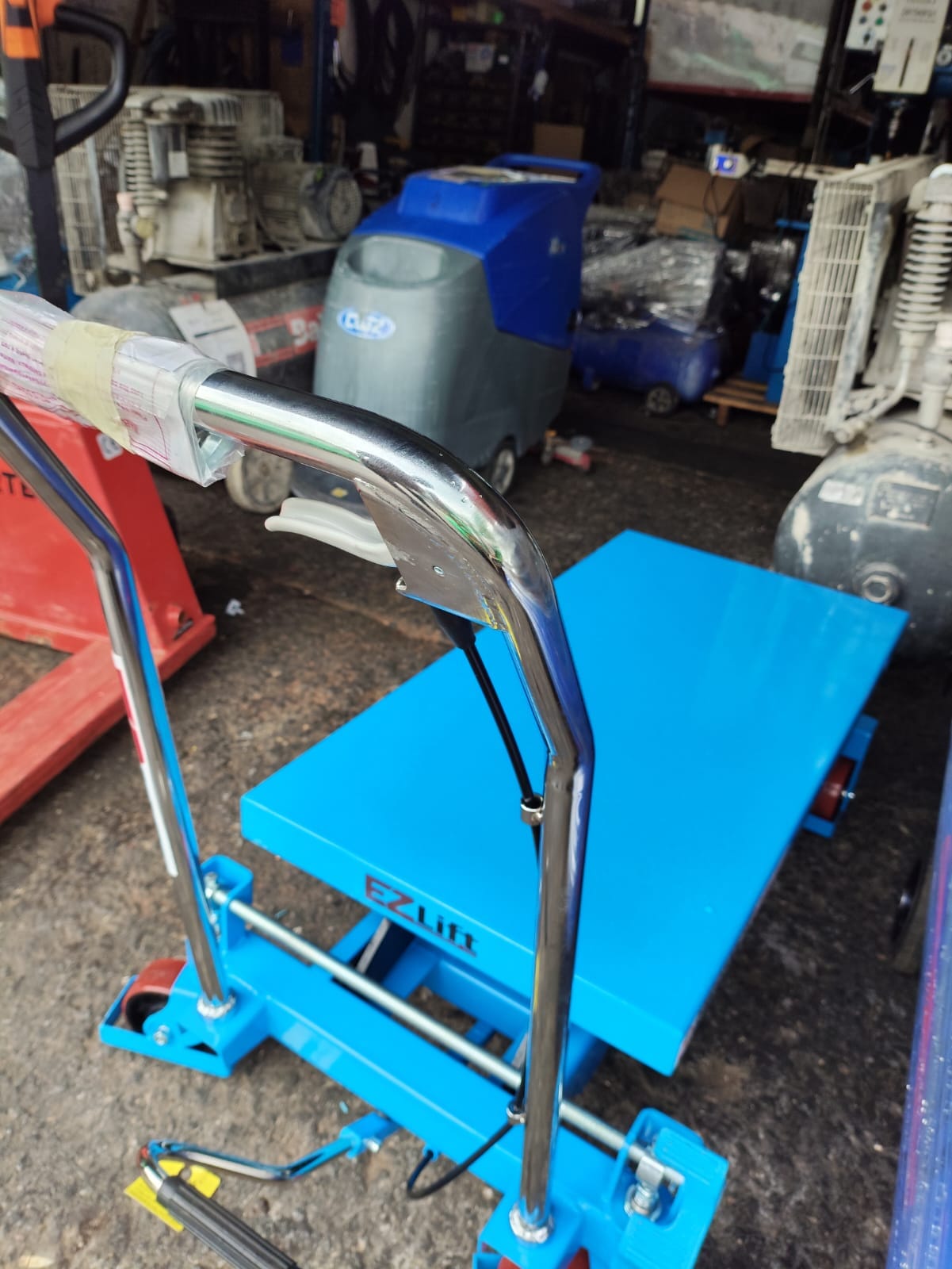EZLIFT Lift Table TF100 1000kg 990mm
