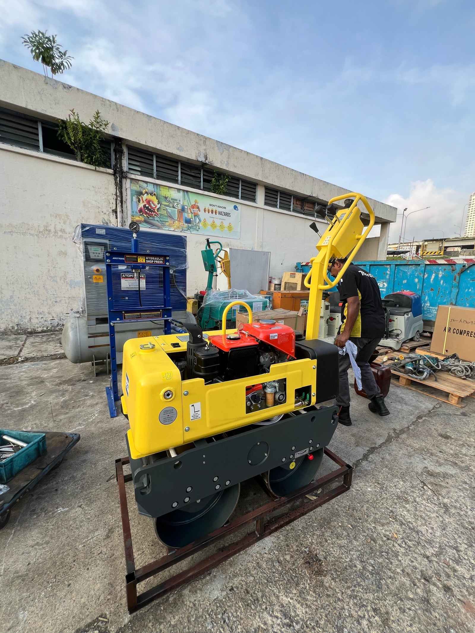 Hoppt Double Road Roller (650kg) C/W Kubota Water-Cooled Diesel Engine