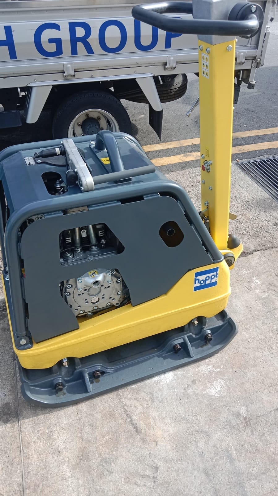 Hoppt Reversible Plate Compactor (402kg) C/W Hatz Engine 1D42S (Crank