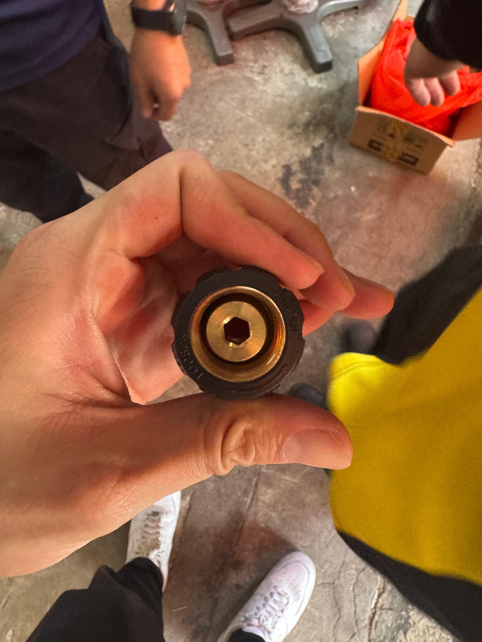Italy Black Female Coupling 15mm Thread 3/8 Female | Model: QC-C23-15