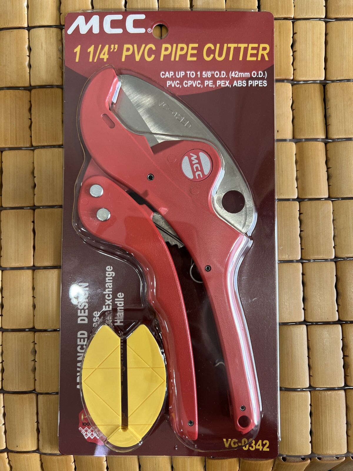 MCC PVC Pipe Cutter 1-1/4" | Model : MCC-VC-0342