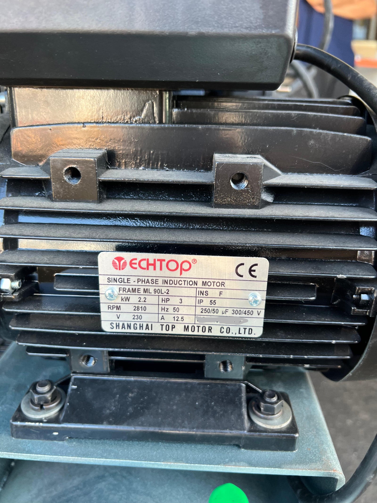 Monsterair 3HP 8 Bar 100L V-Shape Cast Iron Air Compressor #FS30-100H