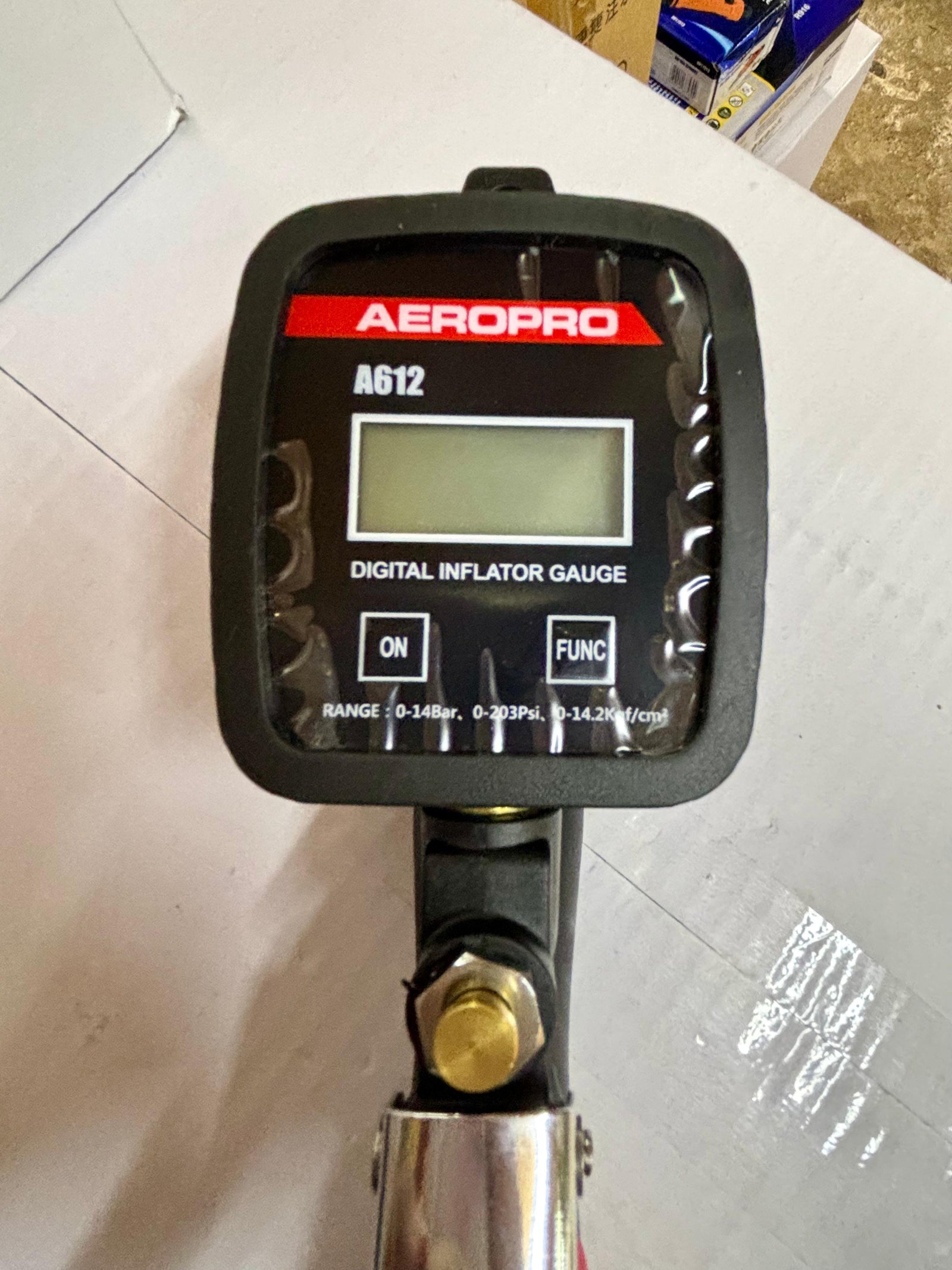Rong Peng Aeropro Tyre Inflating Inflator Gun with Digital Display Gau