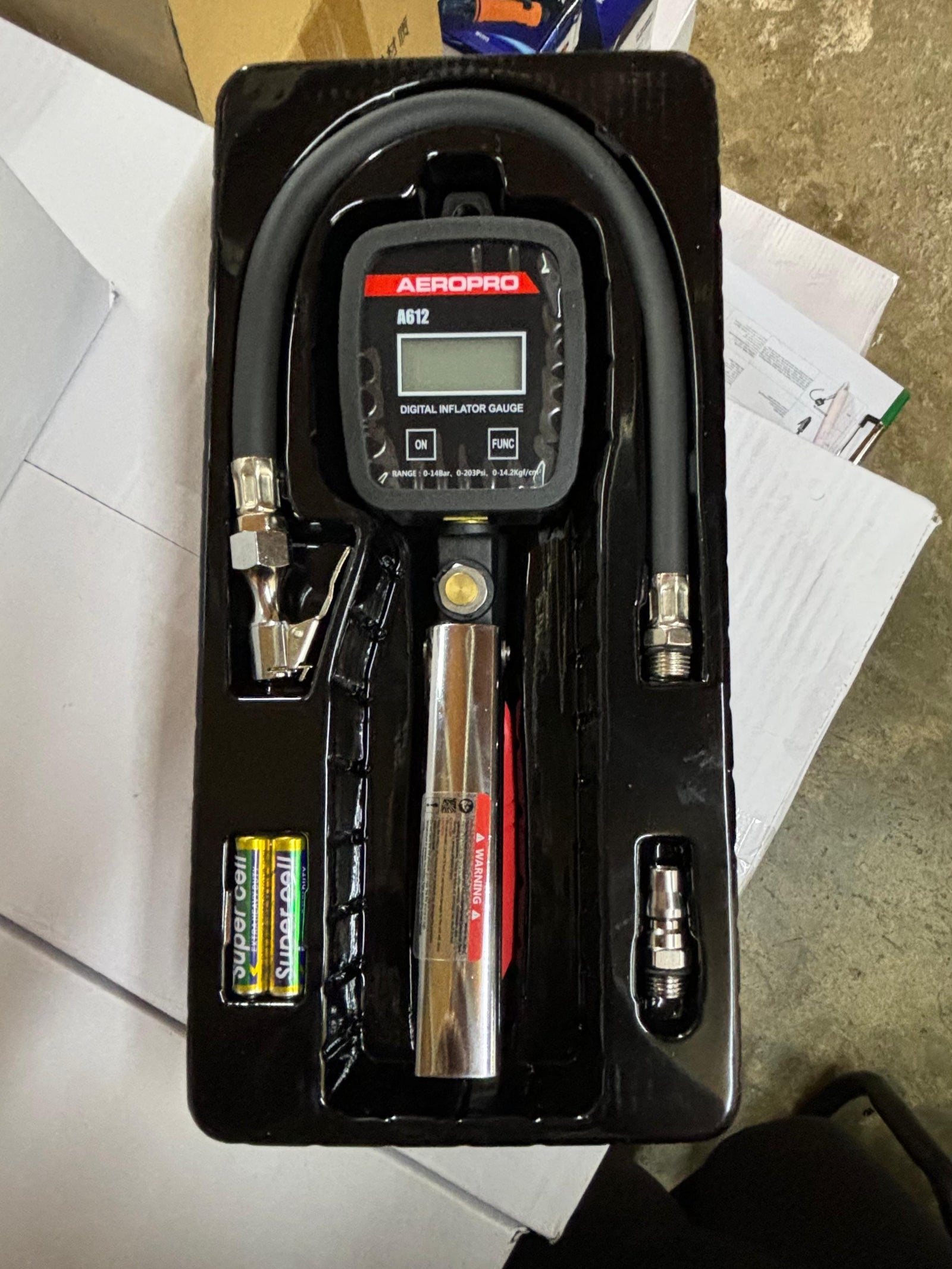 Rong Peng Aeropro Tyre Inflating Inflator Gun with Digital Display Gau
