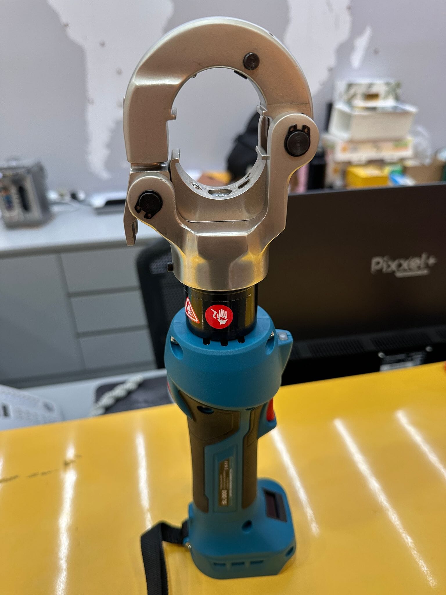 Zupper Battery 18V Crimping Tool 300mm #SL-300 | Model: SL-300