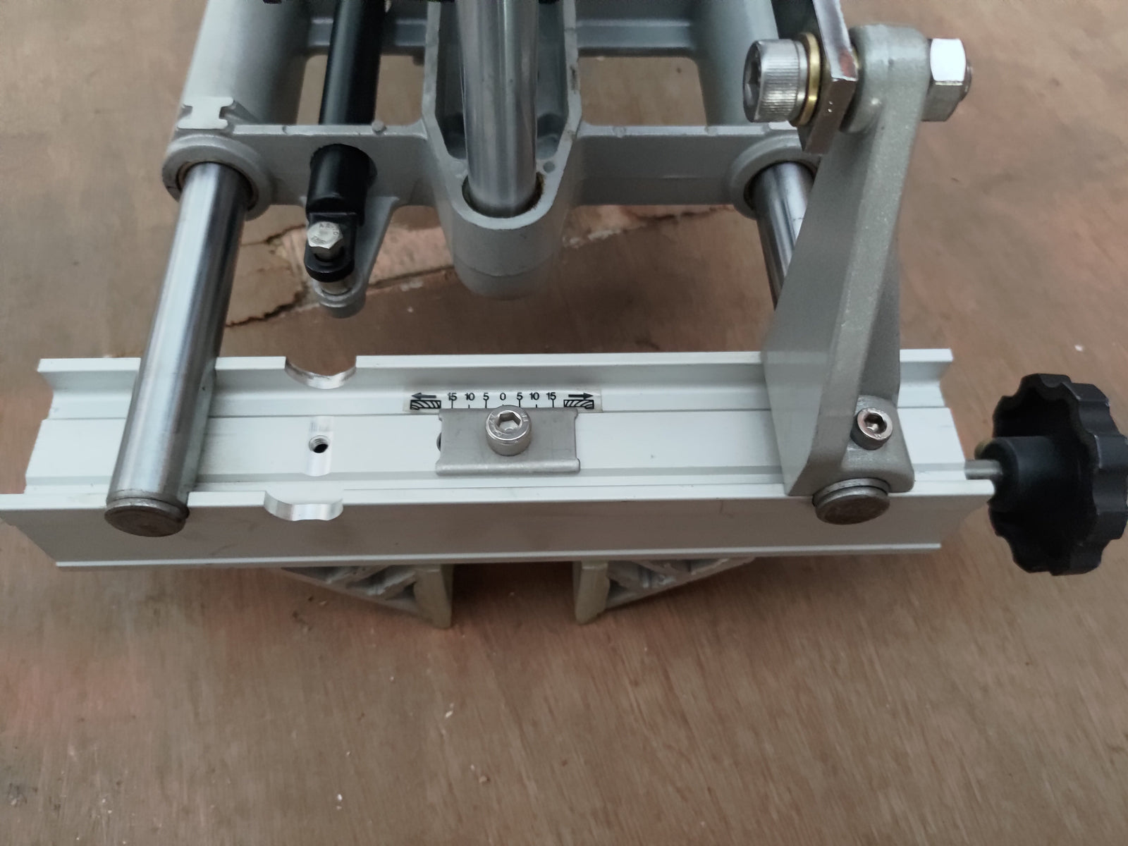 AIKO 220V 50Hz Door Lock Opening Machine 1.1kW come with 18mm & 22mm K