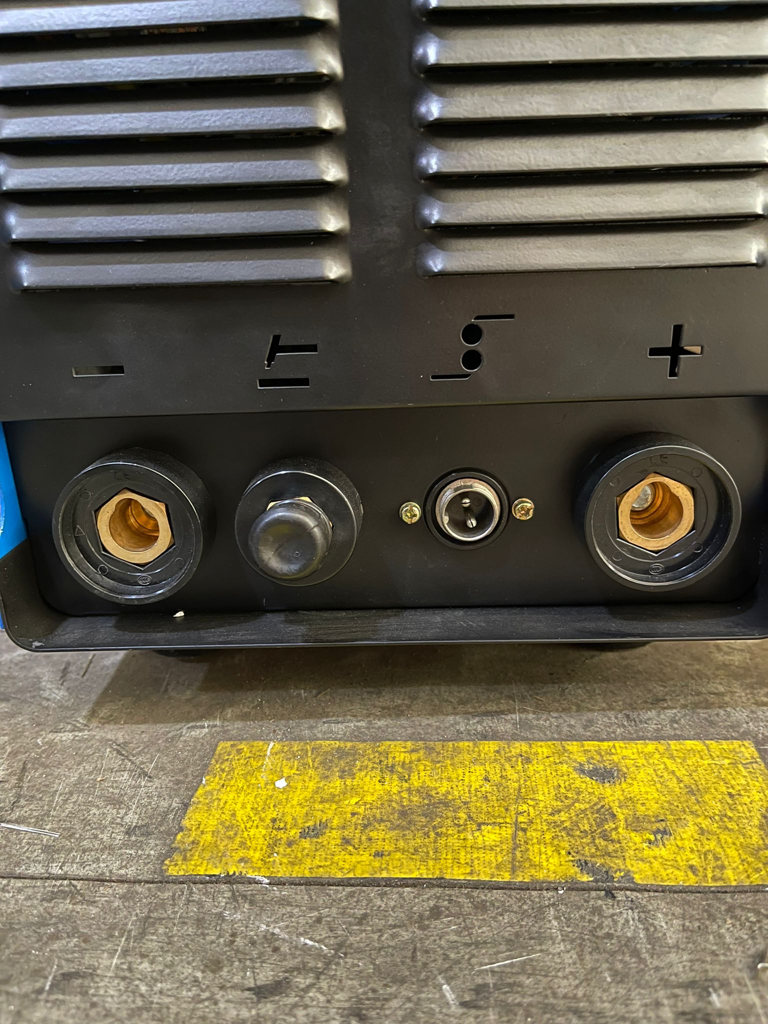 Aiko 380V Tig315 3 Phase Welding Machine with 8M Wp26-3 & 2.5M Ground