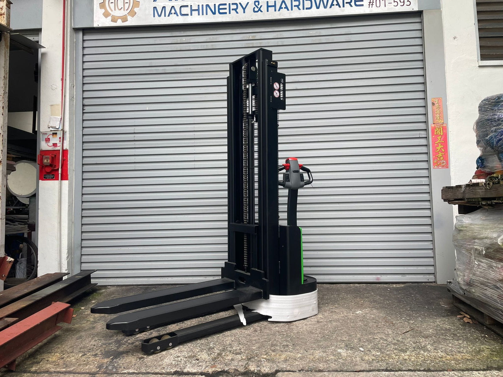 Aiko 3m Full Electrical Self-Propelled 1.5 Ton Stacker for Open Pallet