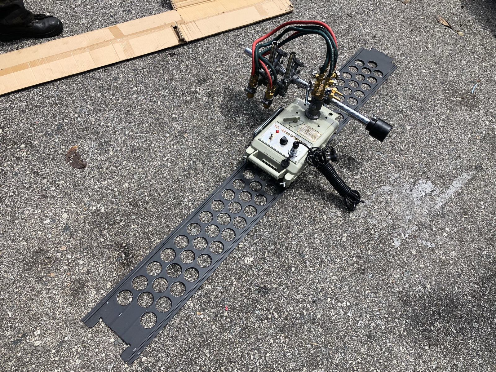 Aiko Auto Gas Cutting Machine Double | Model : CG1-100