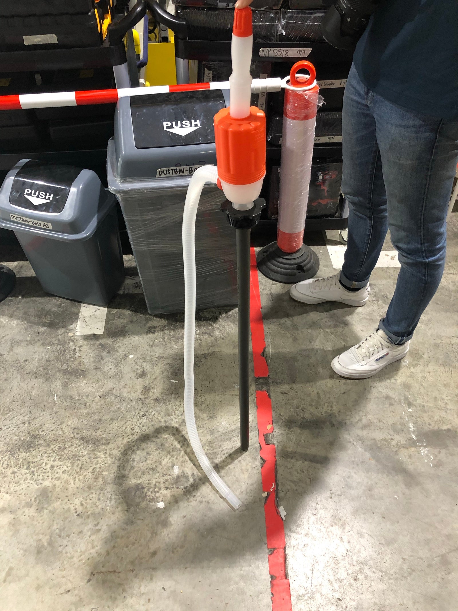 Aiko Big Orange Hand Pump with Screw on Cap (Manual Siphon) | Model