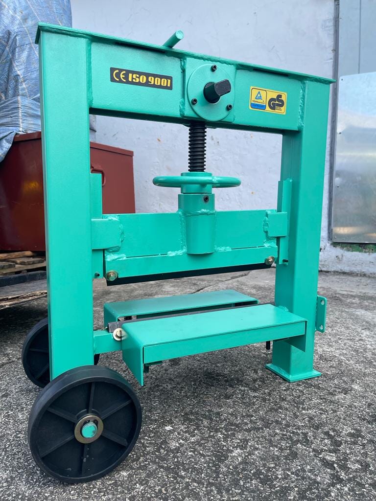 AIKO Brick Cutter Block Split Cutter | Model : BC-CNBS32