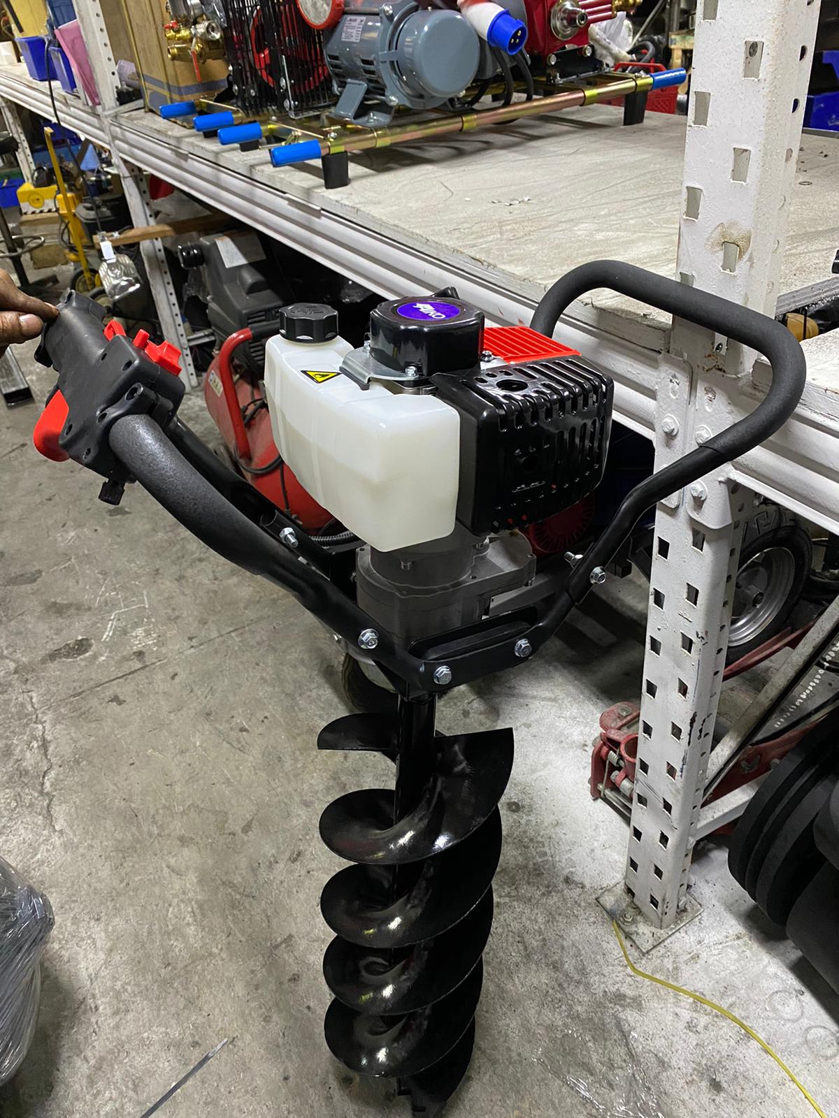 Aiko Earth Auger Gasoline 2 Stroke Machine | Model : EA-DZ43
