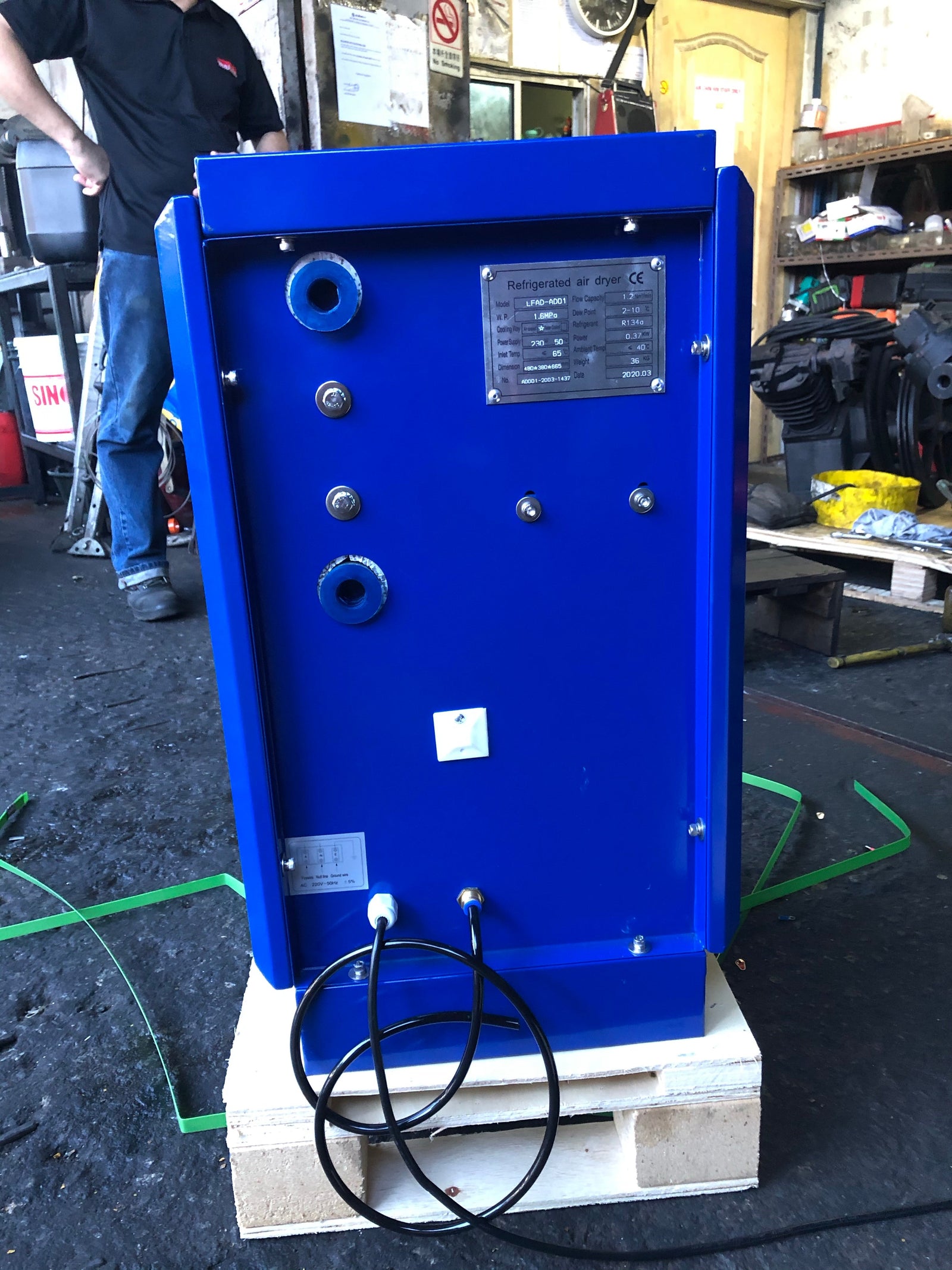 Airstrong Air Dryer 10Hp R134A Gas | Model : LFAD-AD01