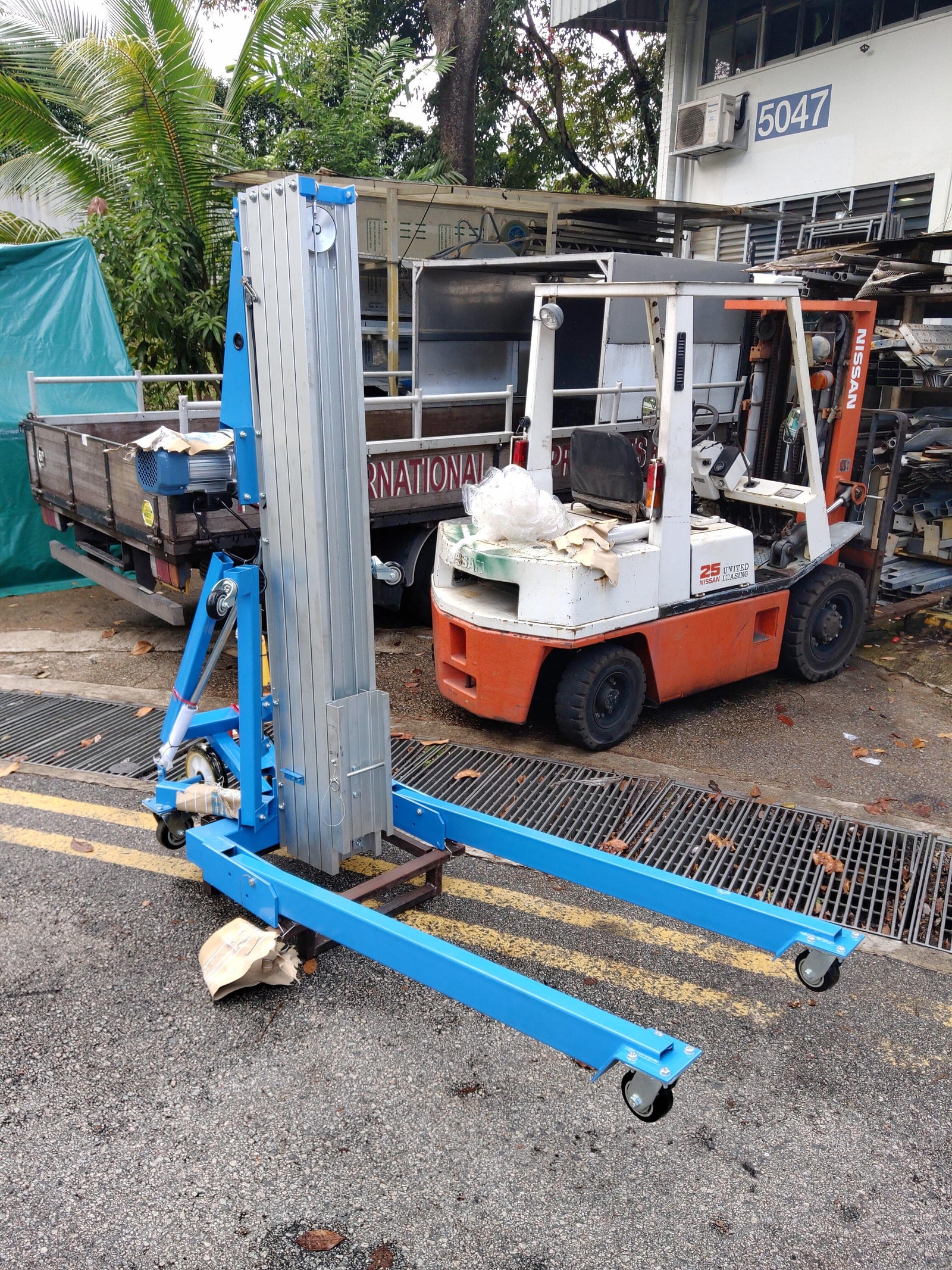 Airstrong Wire Winch High Material Lifter 6M With Electric Winch | Mod