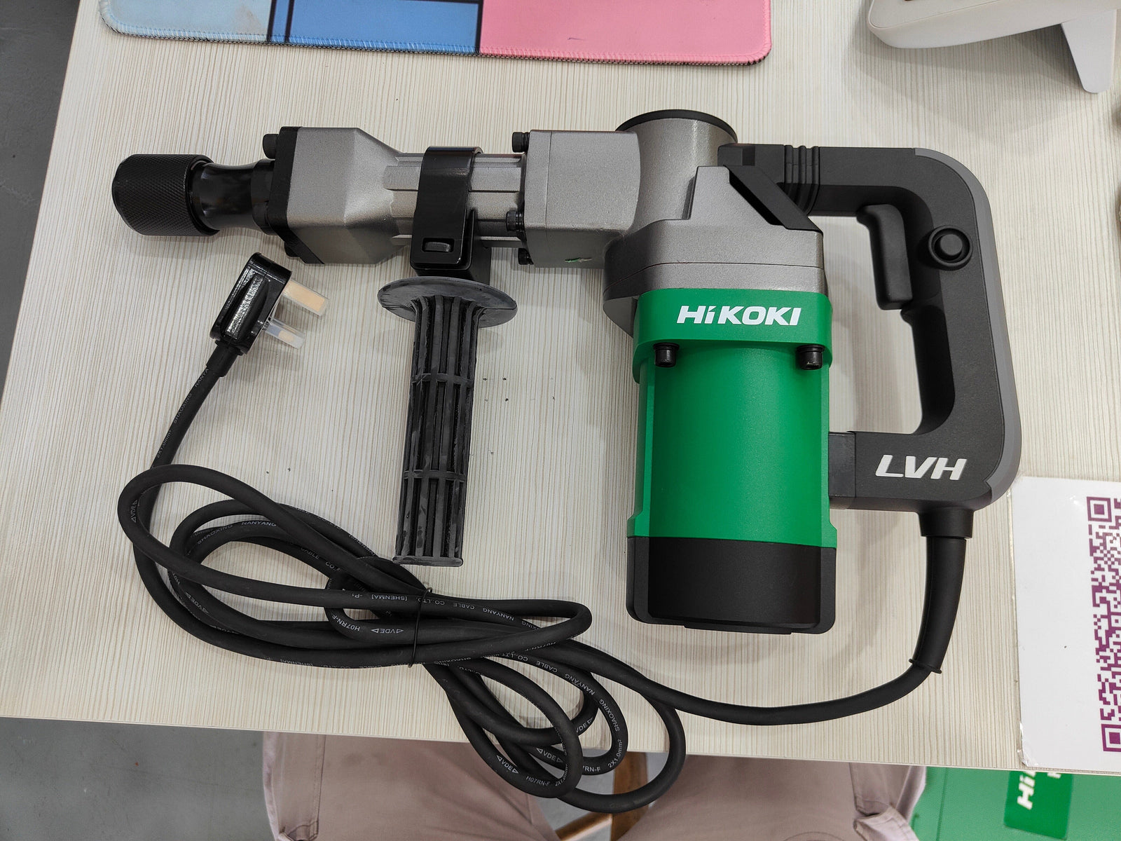 Hikoki 1,010W Demolition Hammer | Model : H41SST