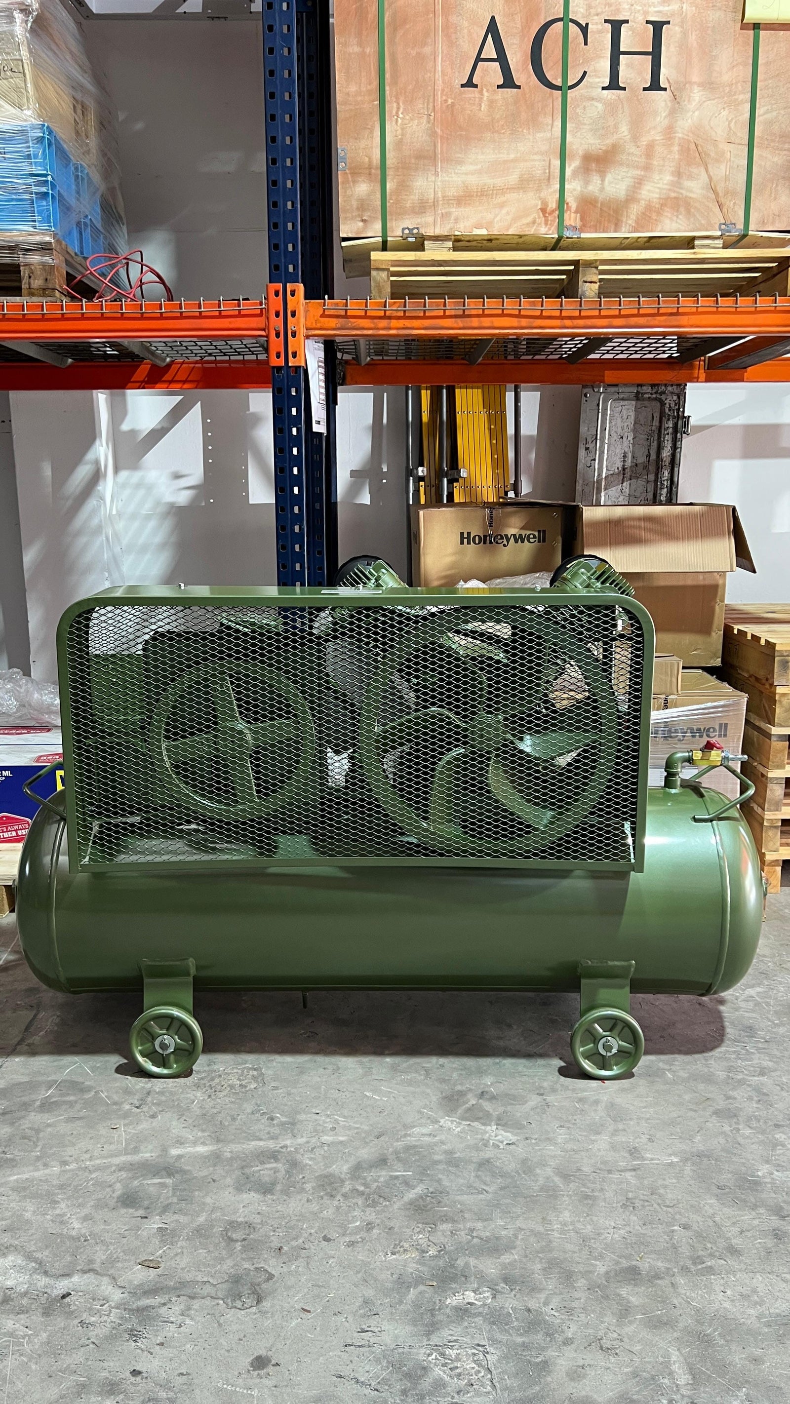 Hitachi Oil Free Air Compressor 10HP 235L 415V (IE3) | Model : 7.5OP-8