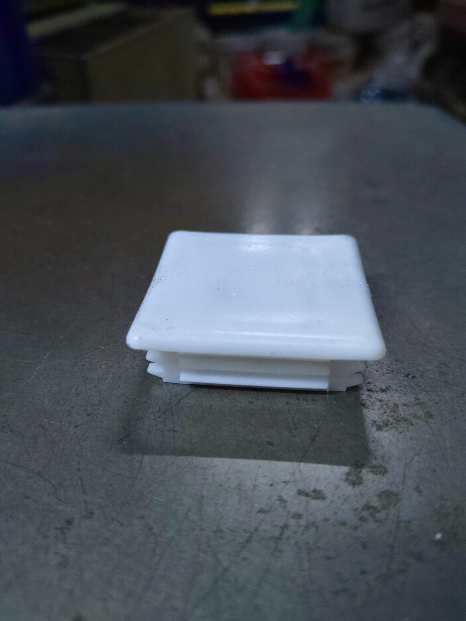 Pvc End Cap Black & White | Size : 41 x 21mm , 41 x 41mm | Model : OL2