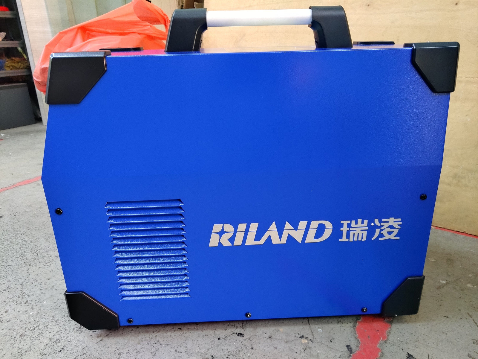 Riland WS400GT 380V Welding Machine Come With 8m Tig Torch And 3m Eart