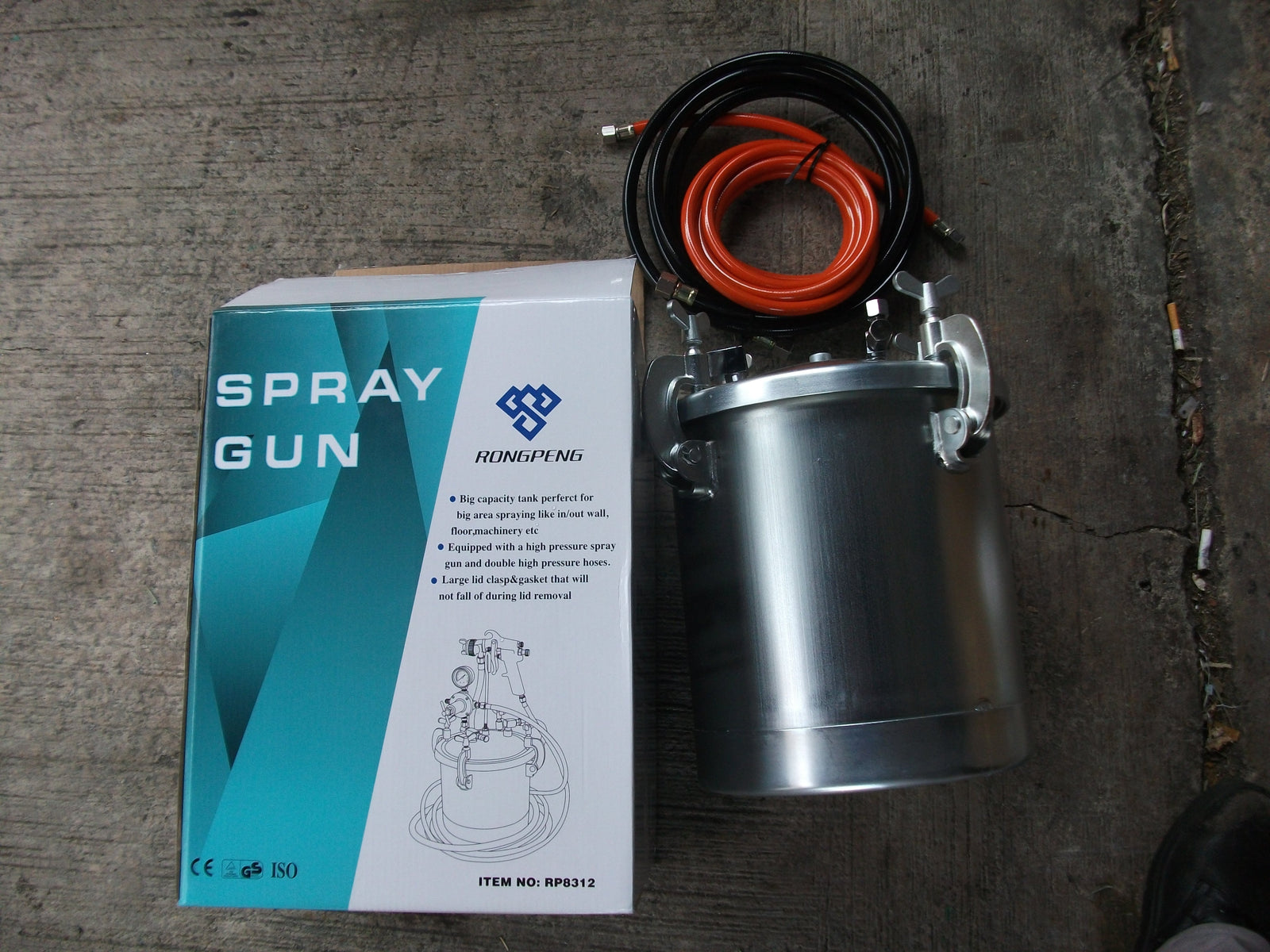 Rong Peng Spray Paint Tank 10L 2-1/4G With spray gun | Model : SG-RP83