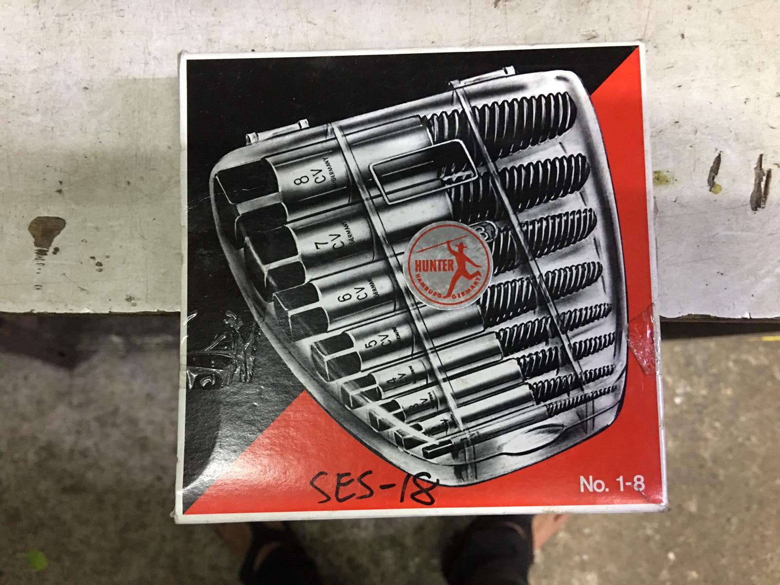Hunter Screw Extractor Set 1-8pc (Germany) | Model : SES-18