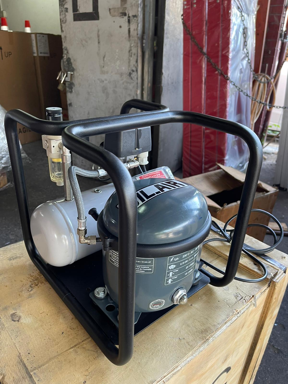 Silair Silent Compressor with 230V , SA30TC Italy | Model: SILAIR-SA30