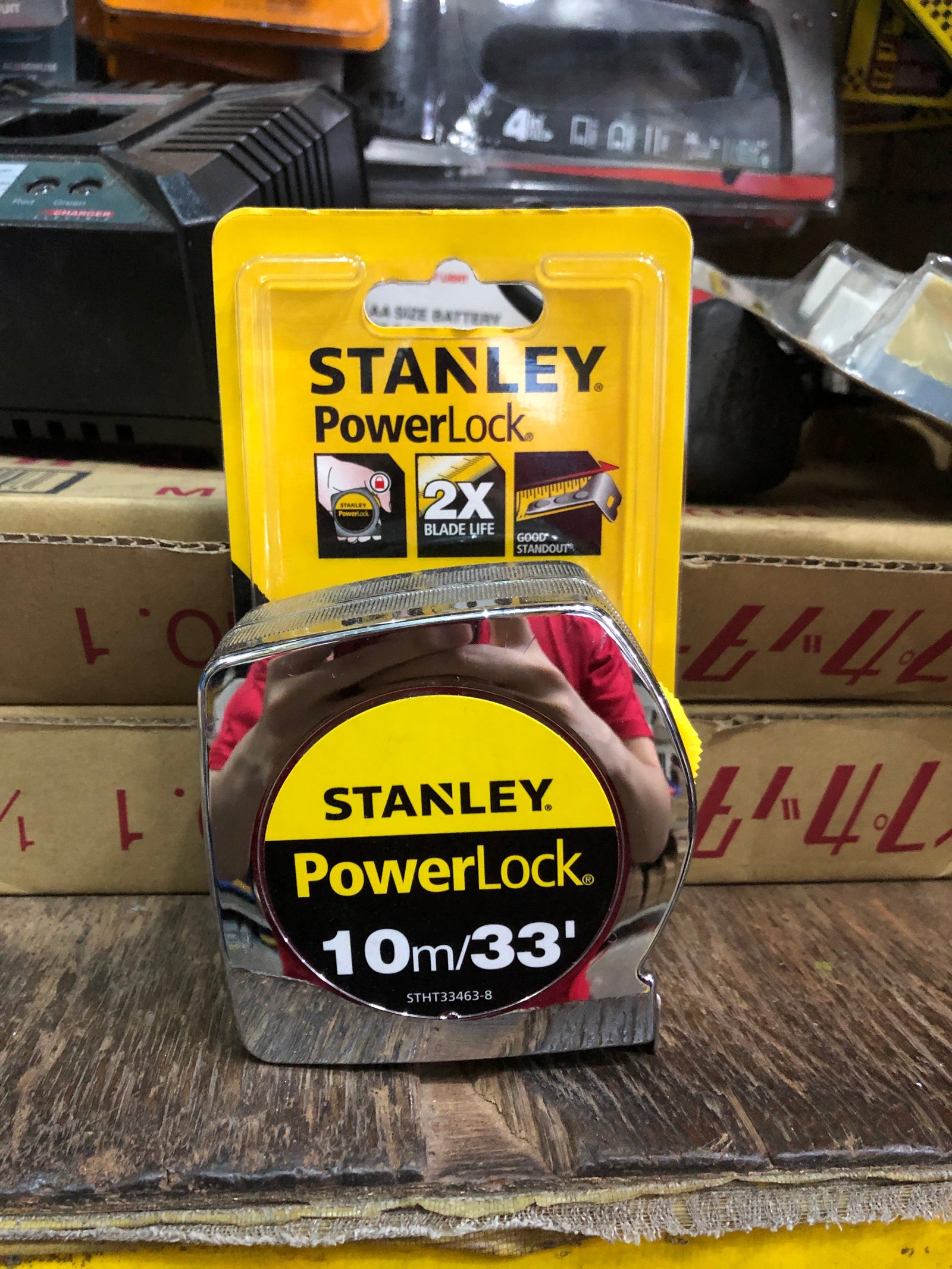 Stanley 10m / 33ft Powerlock Tape Measure (Measuring Tape) | Model : 3