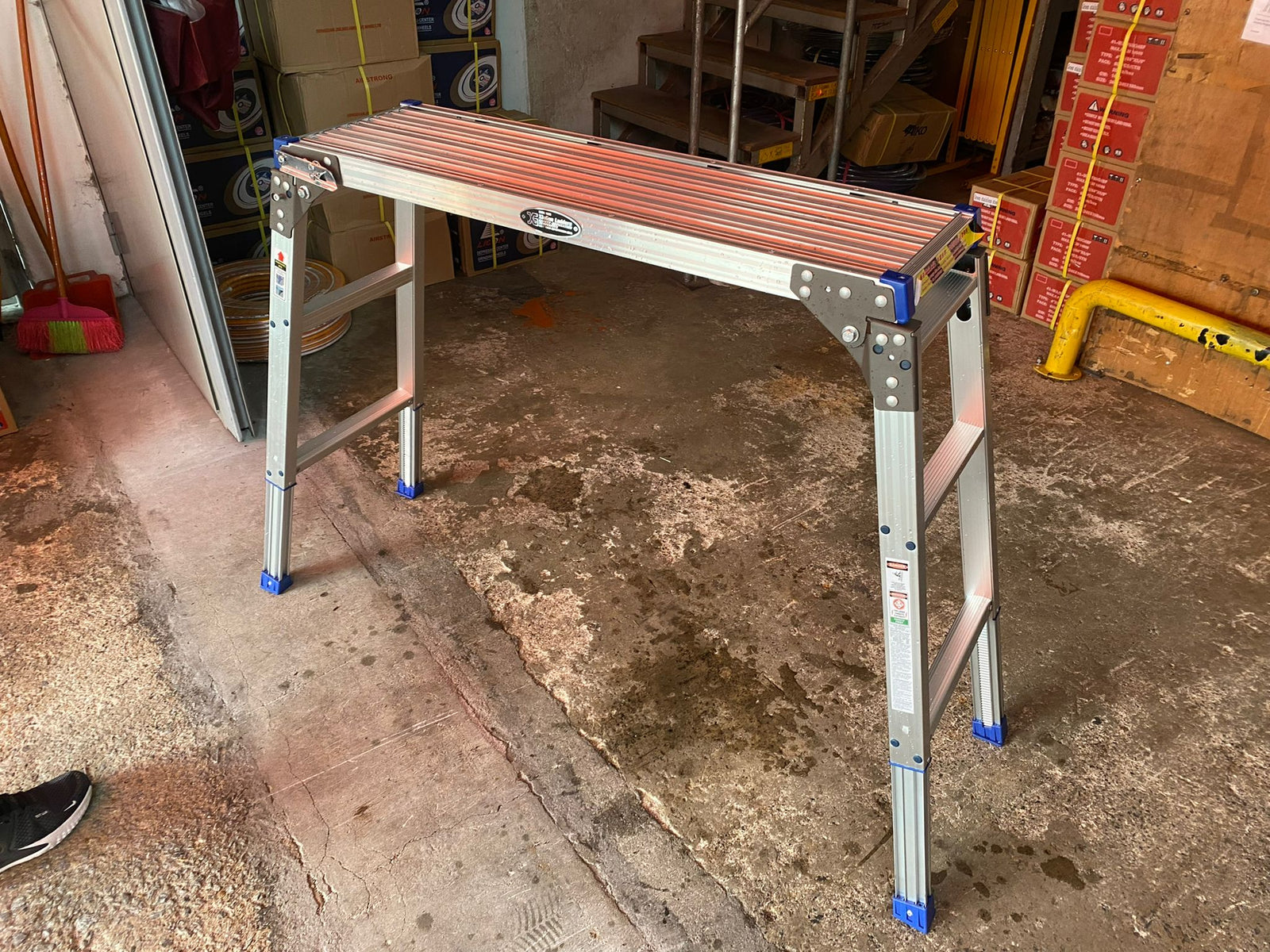 XG 2 Step Alum Platform Ladder (Height Adjustable Type) | Model : L-XG