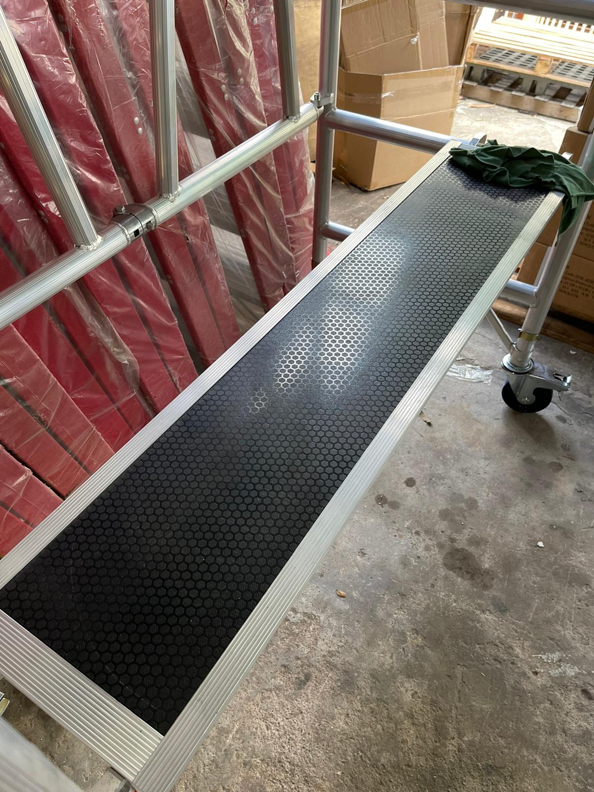 XG Aluminium Multi Purpose Foldable Mini Scaffolding Mobile Platform