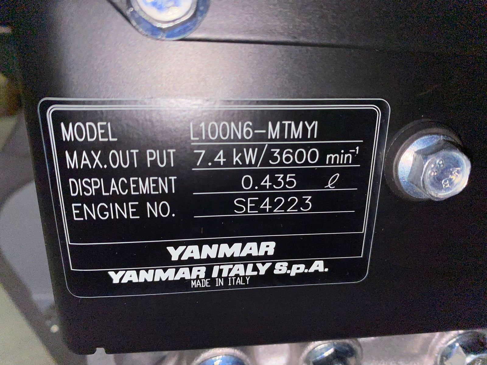 Yanmar L100 4Stroke , 7.4kW Engine (Manual) | Model : L100N6-MTM